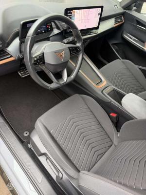 Pelēks Cupra Born 2023 Viļņa, ar dzinēja tilpumu 0.00 L un nobraukumu 69 tūkst. km par 23300 €, foto 10 vietnē AUTOMOTO.COM.LV
