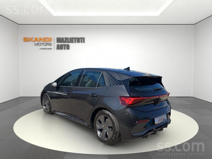 Pelēks Cupra Born 2023 Rīga, ar dzinēja tilpumu 0.00 L un nobraukumu 50 tūkst. km par 28990 €, foto 5 vietnē AUTOMOTO.COM.LV