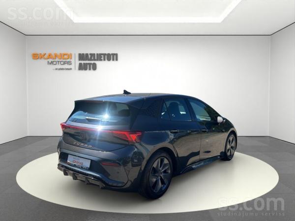 Grey Cupra Born 2023 in Riga, with an engine capacity of 0.00 L and mileage of 50 thousand km for 28990 €, photo 6 on AUTOMOTO.COM.LV