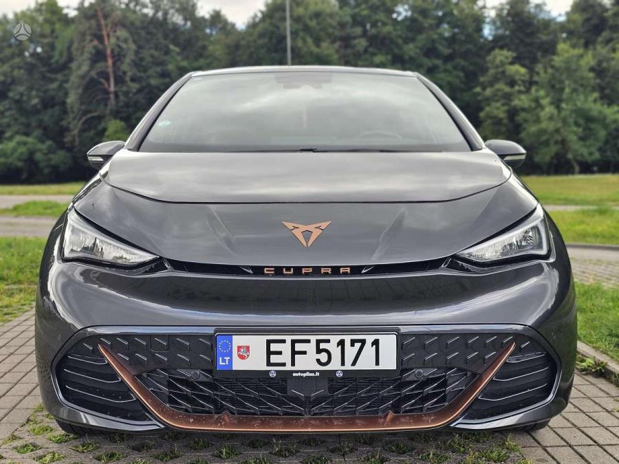 Grey Cupra Born 2023 in Kaunas, with an engine capacity of 0.00 L and mileage of 61 thousand km for 26500 €, photo 3 on AUTOMOTO.COM.LV