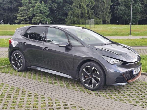 Grey Cupra Born 2023 in Kaunas, with an engine capacity of 0.00 L and mileage of 61 thousand km for 26500 €, photo 3 on AUTOMOTO.COM.LV
