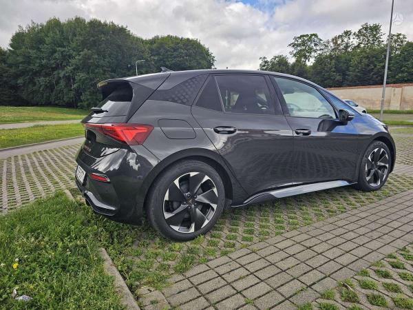 Grey Cupra Born 2023 in Kaunas, with an engine capacity of 0.00 L and mileage of 61 thousand km for 26500 €, photo 4 on AUTOMOTO.COM.LV