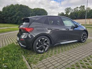 Grey Cupra Born 2023 in Kaunas, with an engine capacity of 0.00 L and mileage of 61 thousand km for 26500 €, photo 5 on AUTOMOTO.COM.LV