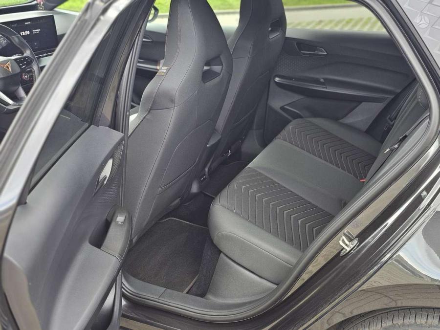 Grey Cupra Born 2023 in Kaunas, with an engine capacity of 0.00 L and mileage of 61 thousand km for 26500 €, photo 25 on AUTOMOTO.COM.LV