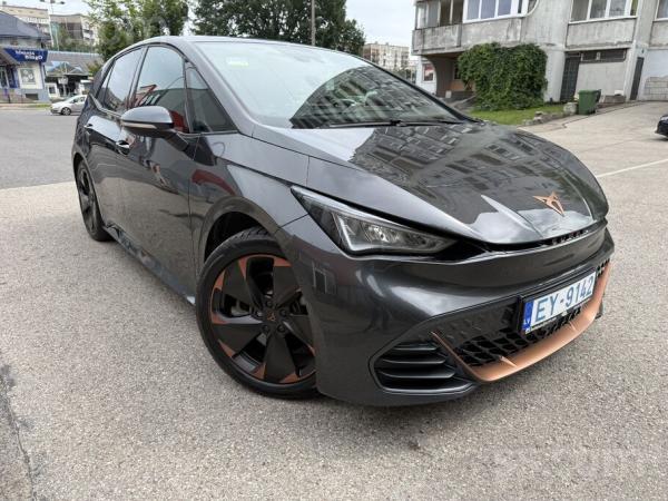 Grey Cupra Born 2023 in Riga, with an engine capacity of 0.00 L and mileage of 129 thousand km for 29000 €, photo 4 on AUTOMOTO.COM.LV