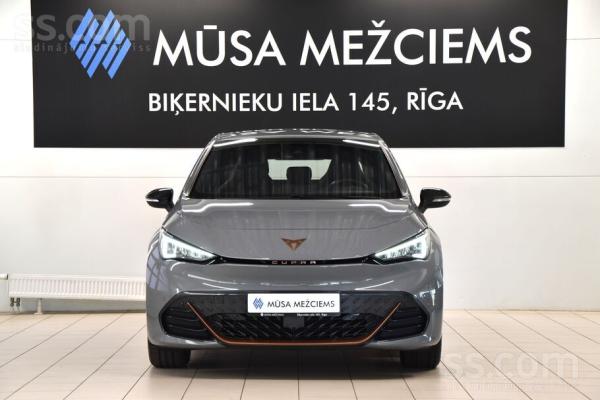 Grey Cupra Born 2023 in Riga, with an engine capacity of 0.00 L and mileage of 41 thousand km for 25990 €, photo 2 on AUTOMOTO.COM.LV