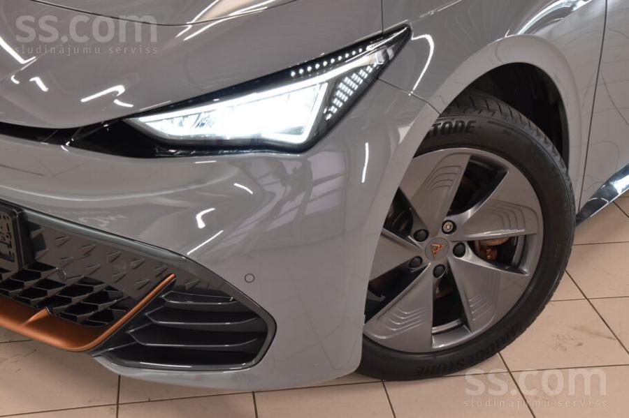 Pelēks Cupra Born 2023 Rīga, ar dzinēja tilpumu 0.00 L un nobraukumu 41 tūkst. km par 25990 €, foto 11 vietnē AUTOMOTO.COM.LV