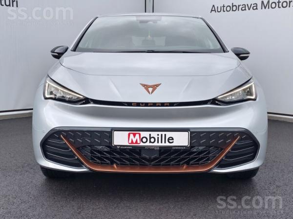 Cupra Born 2023 в Рига на AUTOMOTO.COM.LV Серый Cupra Born 2023 в Рига, объемом двигателя 0.00 л и пробегом 54 тыс. км за 27900 €, фото 3 на AUTOMOTO.COM.LV