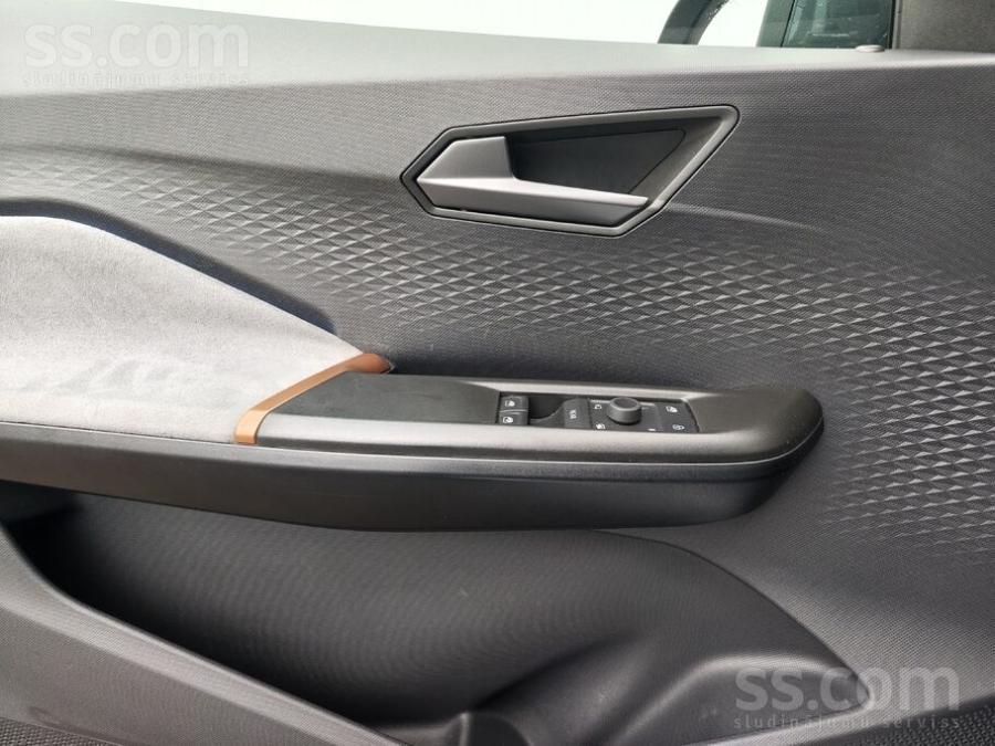 Grey Cupra Born 2023 in Riga, with an engine capacity of 0.00 L and mileage of 54 thousand km for 25900 €, photo 13 on AUTOMOTO.COM.LV