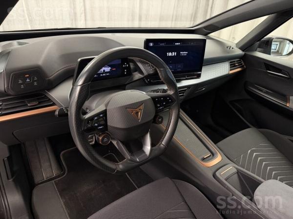 Grey Cupra Born 2023 in Riga, with an engine capacity of 0.00 L and mileage of 128 thousand km for 24490 €, photo 8 on AUTOMOTO.COM.LV