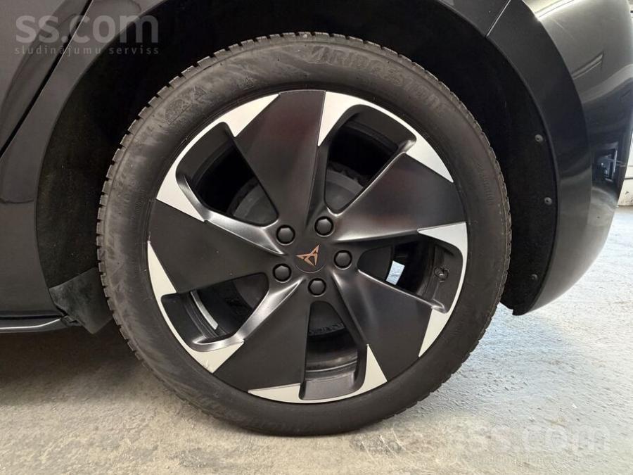 Grey Cupra Born 2023 in Riga, with an engine capacity of 0.00 L and mileage of 128 thousand km for 24490 €, photo 12 on AUTOMOTO.COM.LV