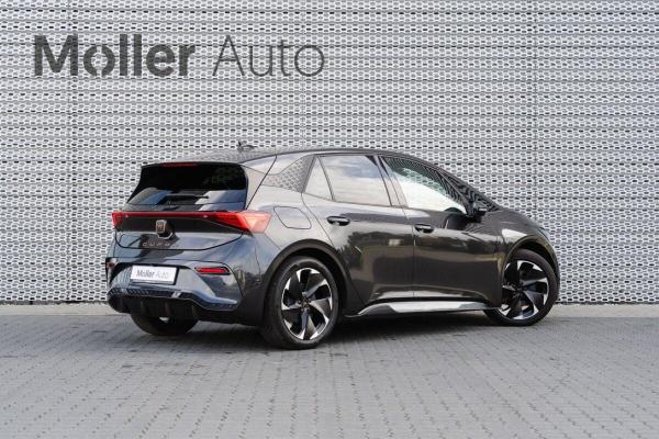 Grey Cupra Born 2023 in Marupe, with an engine capacity of 0.10 L and mileage of 99 thousand km for 28650 €, photo 5 on AUTOMOTO.COM.LV