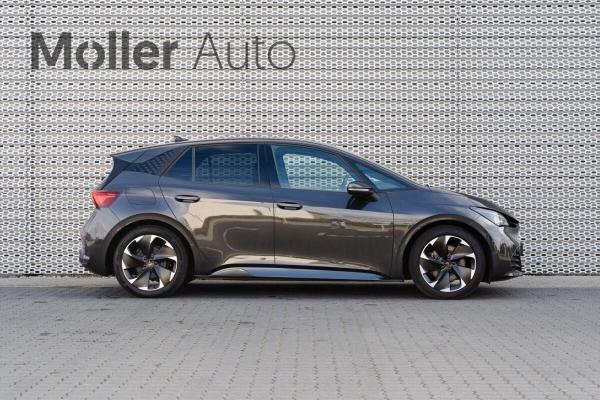 Grey Cupra Born 2023 in Marupe, with an engine capacity of 0.10 L and mileage of 99 thousand km for 28650 €, photo 6 on AUTOMOTO.COM.LV