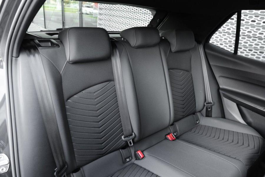 Grey Cupra Born 2023 in Marupe, with an engine capacity of 0.10 L and mileage of 99 thousand km for 28650 €, photo 27 on AUTOMOTO.COM.LV