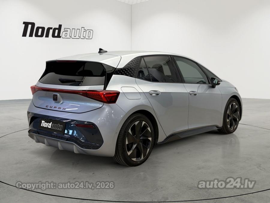 Серый Cupra Born 2023 в Таллин, объемом двигателя 0.00 л и пробегом 56 тыс. км за 31900 €, фото 3 на AUTOMOTO.COM.LV