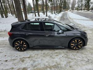 Pelēks Cupra Born 2024 Alīta, ar dzinēja tilpumu 0.00 L un nobraukumu 6 tūkst. km par 24999 €, foto 4 vietnē AUTOMOTO.COM.LV