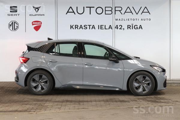 Серый Cupra Born 2024 в Рига, объемом двигателя 0.00 л и пробегом 39 тыс. км за 31490 €, фото 5 на AUTOMOTO.COM.LV