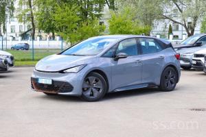 Серый Cupra Born 2024 в Рига, объемом двигателя 0.00 л и пробегом 39 тыс. км за 31490 €, фото 33 на AUTOMOTO.COM.LV
