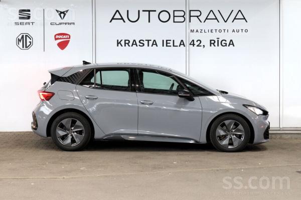 Серый Cupra Born 2024 в Рига, объемом двигателя 2.00 л и пробегом 43 тыс. км за 31490 €, фото 5 на AUTOMOTO.COM.LV