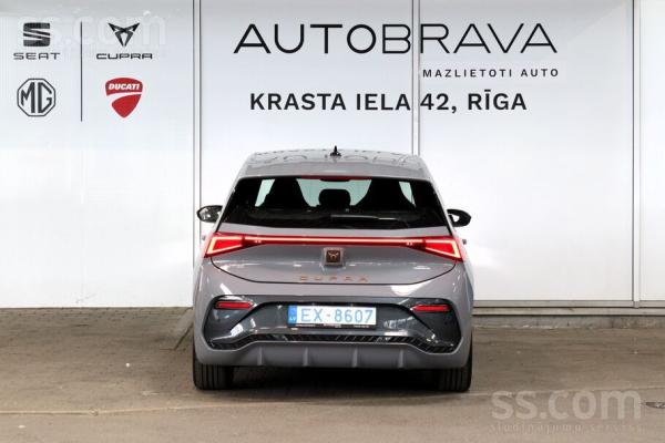 Серый Cupra Born 2024 в Рига, объемом двигателя 2.00 л и пробегом 43 тыс. км за 31490 €, фото 7 на AUTOMOTO.COM.LV