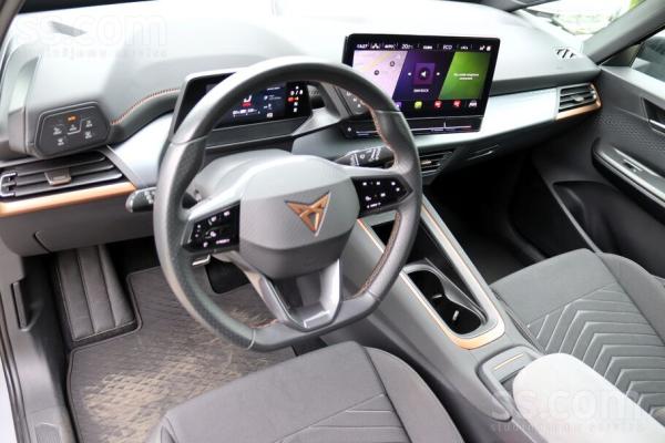 Серый Cupra Born 2024 в Рига, объемом двигателя 2.00 л и пробегом 43 тыс. км за 31490 €, фото 9 на AUTOMOTO.COM.LV