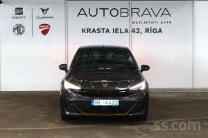Grey Cupra Born 2024 in Riga, with an engine capacity of 0.00 L and mileage of 31 thousand km for 28990 €, photo 3 on AUTOMOTO.COM.LV