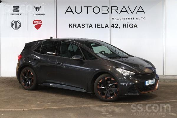 Grey Cupra Born 2024 in Riga, with an engine capacity of 0.00 L and mileage of 31 thousand km for 28990 €, photo 3 on AUTOMOTO.COM.LV