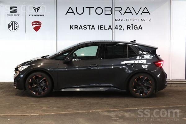 Grey Cupra Born 2024 in Riga, with an engine capacity of 0.00 L and mileage of 31 thousand km for 28990 €, photo 4 on AUTOMOTO.COM.LV