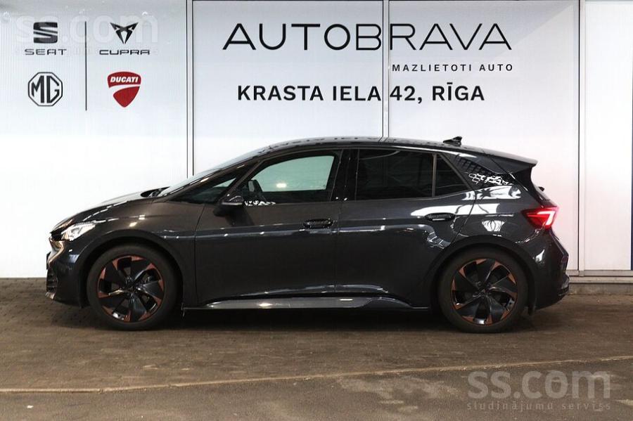 Grey Cupra Born 2024 in Riga, with an engine capacity of 0.00 L and mileage of 31 thousand km for 28990 €, photo 5 on AUTOMOTO.COM.LV