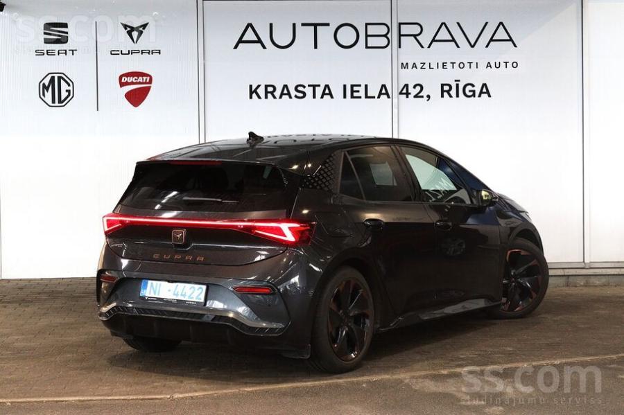 Grey Cupra Born 2024 in Riga, with an engine capacity of 0.00 L and mileage of 31 thousand km for 28990 €, photo 9 on AUTOMOTO.COM.LV