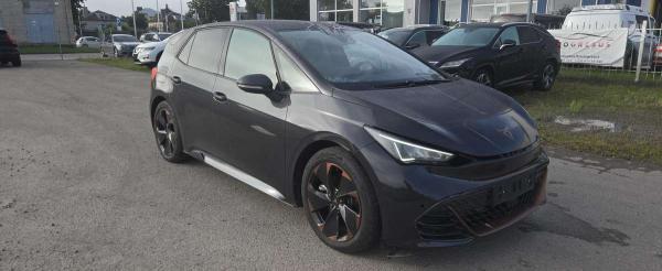 Серый Cupra Born 2024 в Шяуляй, объемом двигателя 0.00 л и пробегом 33 тыс. км за 22900 €, фото 3 на AUTOMOTO.COM.LV