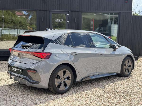 Grey Cupra Born 2024 in Riga, with an engine capacity of 0.00 L and mileage of 20 thousand km for 26995 €, photo 8 on AUTOMOTO.COM.LV