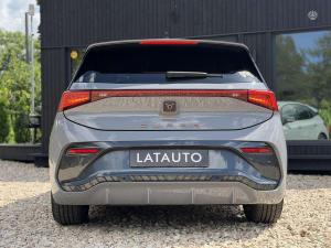 Pelēks Cupra Born 2024 Rīga, ar dzinēja tilpumu 0.00 L un nobraukumu 20 tūkst. km par 26995 €, foto 12 vietnē AUTOMOTO.COM.LV