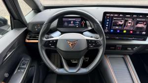 Pelēks Cupra Born 2024 Rīga, ar dzinēja tilpumu 0.00 L un nobraukumu 20 tūkst. km par 26995 €, foto 19 vietnē AUTOMOTO.COM.LV