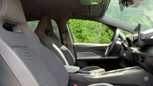 Pelēks Cupra Born 2024 Rīga, ar dzinēja tilpumu 0.00 L un nobraukumu 20 tūkst. km par 26995 €, foto 28 vietnē AUTOMOTO.COM.LV