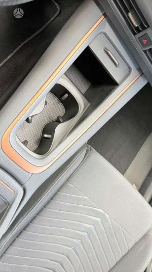 Pelēks Cupra Born 2024 Rīga, ar dzinēja tilpumu 0.00 L un nobraukumu 20 tūkst. km par 26995 €, foto 30 vietnē AUTOMOTO.COM.LV