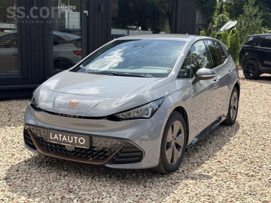 Pelēks Cupra Born 2024 Rīga, ar dzinēja tilpumu 0.00 L un nobraukumu 20 tūkst. km par 26995 €, foto 13 vietnē AUTOMOTO.COM.LV