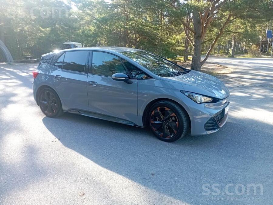 Pelēks Cupra Born 2024 Rīga, ar dzinēja tilpumu 0.00 L un nobraukumu 63 tūkst. km par 24000 €, foto 1 vietnē AUTOMOTO.COM.LV