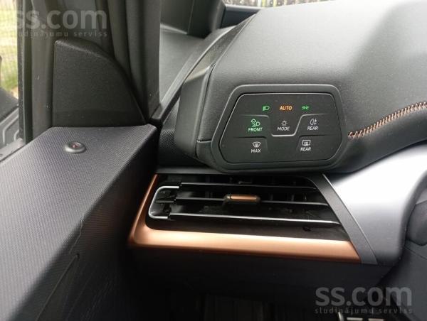 Grey Cupra Born 2024 in Riga, with an engine capacity of 0.00 L and mileage of 63 thousand km for 24000 €, photo 10 on AUTOMOTO.COM.LV