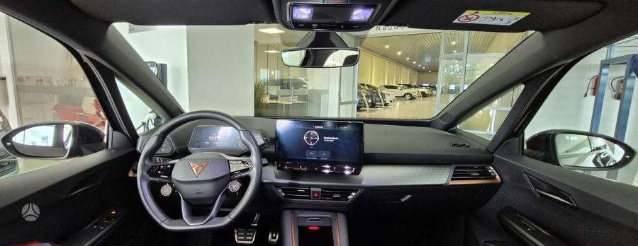 Серый Cupra Born 2024 в Шяуляй, объемом двигателя 0.00 л и пробегом 33 тыс. км за 25900 €, фото 21 на AUTOMOTO.COM.LV