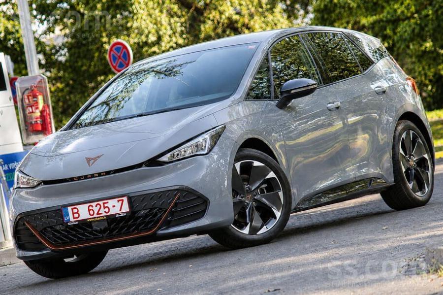 Grey Cupra Born 2024 in Riga, with an engine capacity of 0.00 L and mileage of 32 thousand km for 26790 €, photo 1 on AUTOMOTO.COM.LV