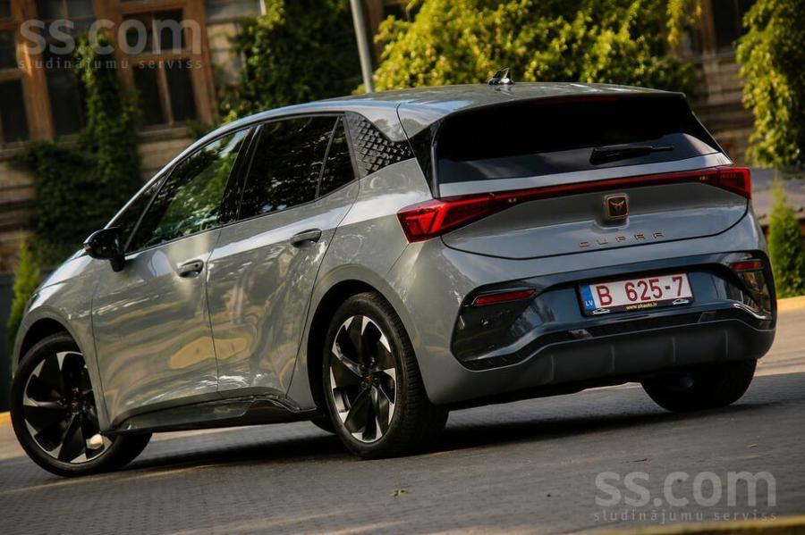 Grey Cupra Born 2024 in Riga, with an engine capacity of 0.00 L and mileage of 32 thousand km for 26790 €, photo 5 on AUTOMOTO.COM.LV