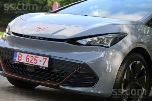 Grey Cupra Born 2024 in Riga, with an engine capacity of 0.00 L and mileage of 32 thousand km for 26790 €, photo 8 on AUTOMOTO.COM.LV