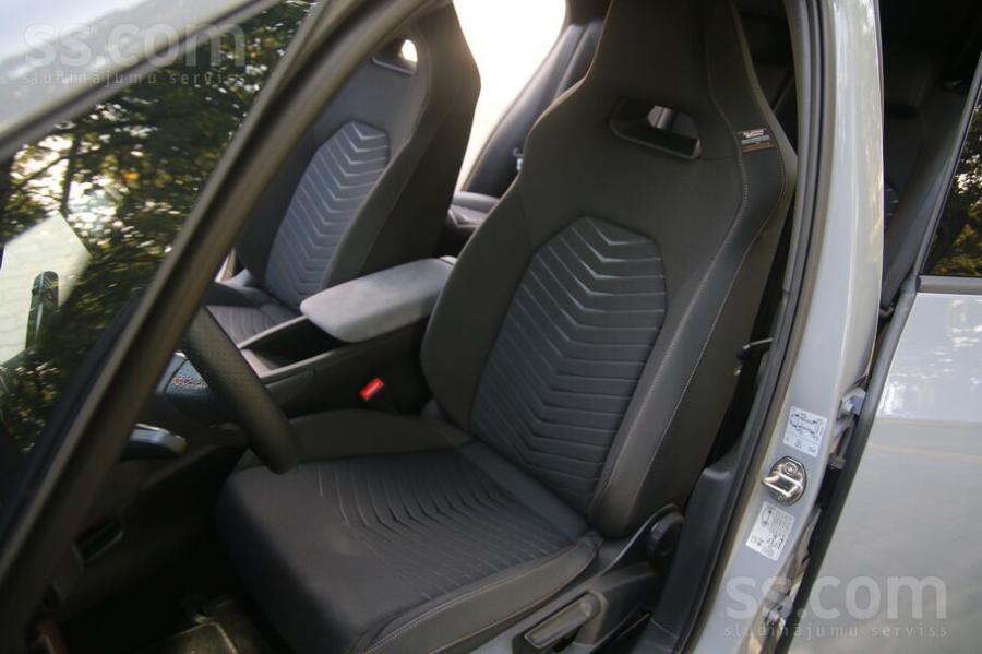 Grey Cupra Born 2024 in Riga, with an engine capacity of 0.00 L and mileage of 32 thousand km for 26790 €, photo 11 on AUTOMOTO.COM.LV