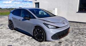 Серый Cupra Born 2024 в Алитус, объемом двигателя 0.00 л и пробегом 33 тыс. км за 16850 €, фото 3 на AUTOMOTO.COM.LV