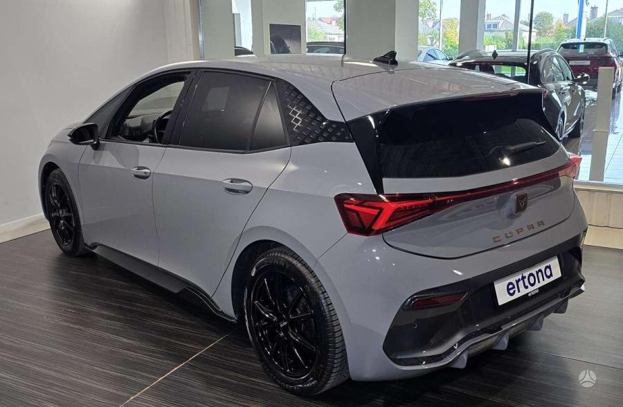 Pelēks Cupra Born 2024 Šauļi, ar dzinēja tilpumu 0.00 L un nobraukumu 79 tūkst. km par 23500 €, foto 5 vietnē AUTOMOTO.COM.LV