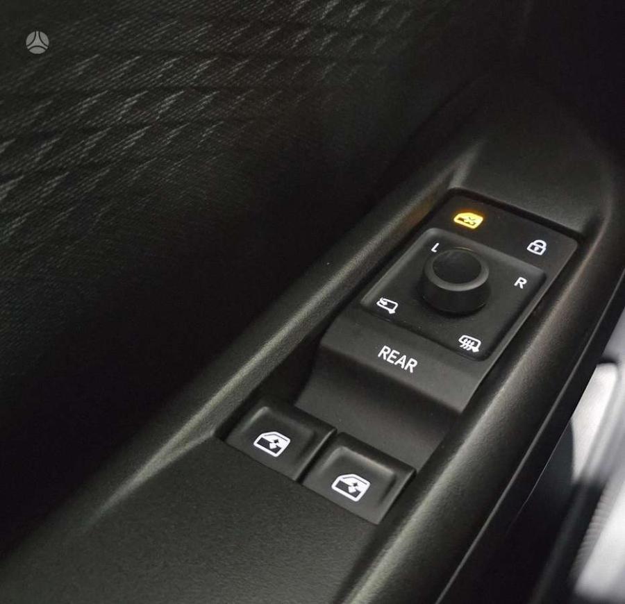 Pelēks Cupra Born 2024 Šauļi, ar dzinēja tilpumu 0.00 L un nobraukumu 79 tūkst. km par 23500 €, foto 14 vietnē AUTOMOTO.COM.LV