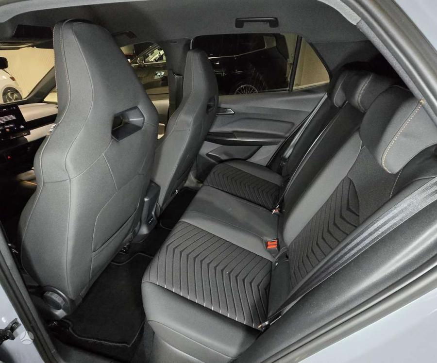 Pelēks Cupra Born 2024 Šauļi, ar dzinēja tilpumu 0.00 L un nobraukumu 79 tūkst. km par 23500 €, foto 27 vietnē AUTOMOTO.COM.LV