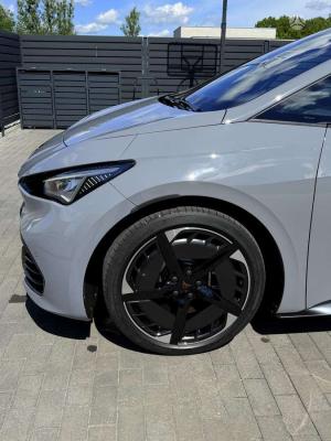 Pelēks Cupra Born 2025 Kauņa, ar dzinēja tilpumu 0.00 L un nobraukumu 16 tūkst. km par 32800 €, foto 15 vietnē AUTOMOTO.COM.LV