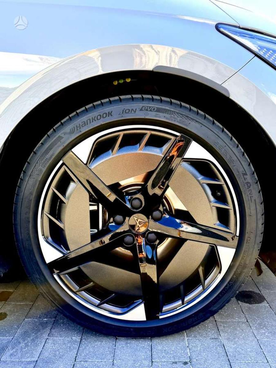Pelēks Cupra Born 2025 Kauņa, ar dzinēja tilpumu 0.00 L un nobraukumu 16 tūkst. km par 32800 €, foto 20 vietnē AUTOMOTO.COM.LV
